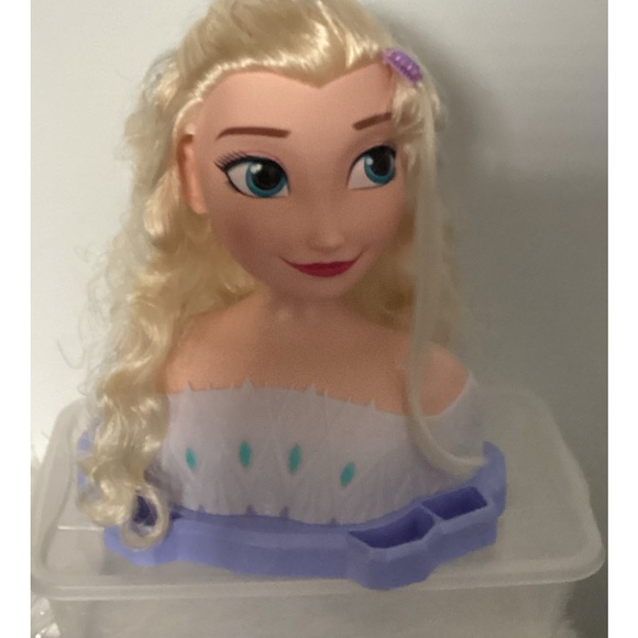 Disney | Toys | Disneys Frozen 2 Deluxe Elsa The Snow Queen Styling ...